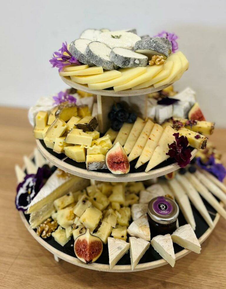 Plateau de fromages : livraison ou retrait à Marseille